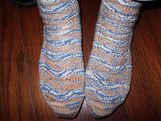 Ravelry: vampirefan's Red Dwarf Socks