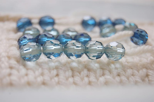 Ravelry: Abacus Pouch pattern by Derya Davenport