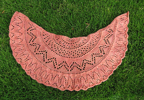 Ravelry: Graceful Curve, Shawl pattern by Mary Triplett