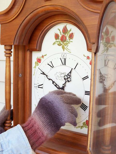 Ravelry: Grandfather Clock pattern by Becky Wilkins