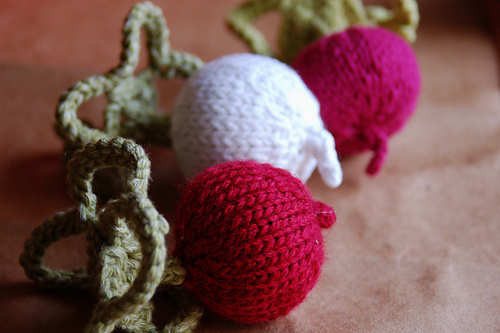 Ravelry: Knit Radish pattern by Carina Lee