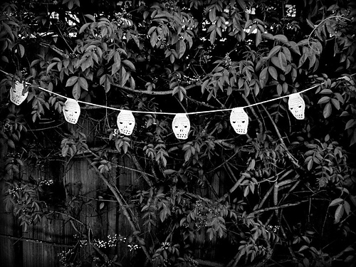 Ravelry: Skull Motif pattern by Shara Made