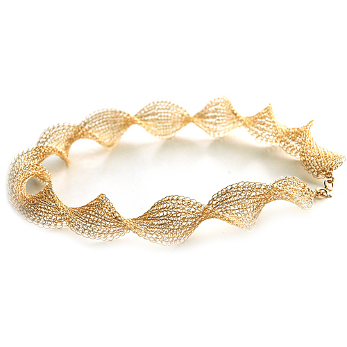 Ravelry: INFINITY neckalce , wire crocheted pattern by Yael Falk