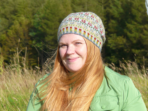 Ravelry: Peerie Flooers pattern by Kate Davies Designs