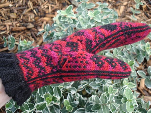 Ravelry: Red Velvet pattern by Valerie Woodworth