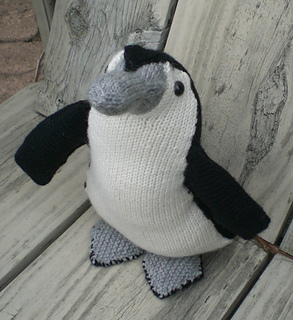 Ravelry: Pingwing pattern by The Dragons' Friendly Society
