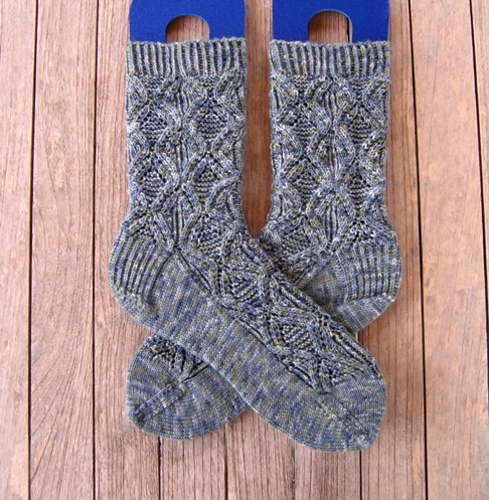 Ravelry: Pythagoras Socks pattern by verybusymonkey