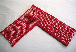 Ravelry: Two-Color Mosaic Scarf pattern by Gale Ulvang