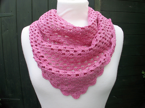 Ravelry: Aifric - triangular mini shawl pattern by Caroline Murphy