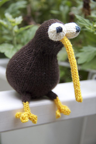 Ravelry: Kiwi pattern by cheezombie