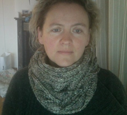 Ravelry: growl cowl pattern by Åsa Tricosa