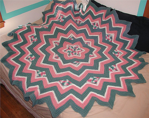 Ravelry: Six-Pointed Star Afghan pattern by Sandra Jean Smith