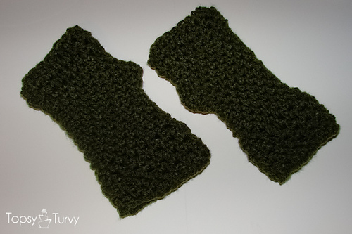 Ravelry: fingerless gloves or gauntlets pattern by Ashlee Prisbrey