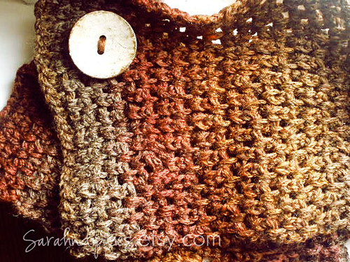 Ravelry: Big Button Scarf pattern by Sarahndipities Designs