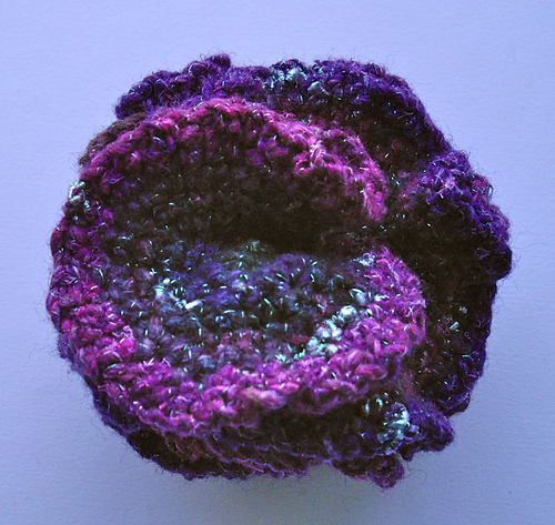 Ravelry: smbelcas' more negatively curved Mobius band