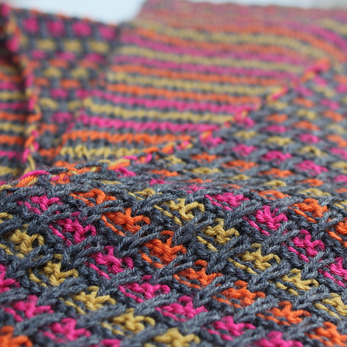 Ravelry: Double sided scarf pattern by Sophie Christophe
