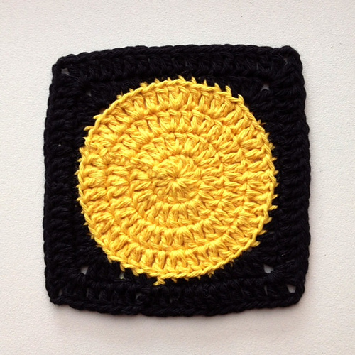 Ravelry: circle square pattern by Jellina Verhoeff