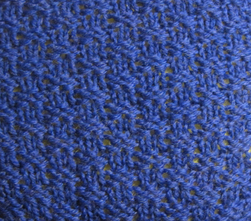 Ravelry: Knitted balls and cubes pattern by Kath Dalmeny