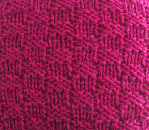 Ravelry: Knitted balls and cubes pattern by Kath Dalmeny