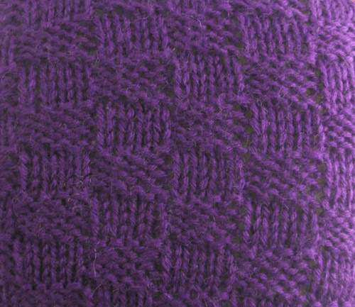 Ravelry: Knitted balls and cubes pattern by Kath Dalmeny