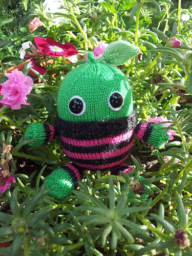 Ravelry: The Froot Loops Gang pattern by Susan Claudino