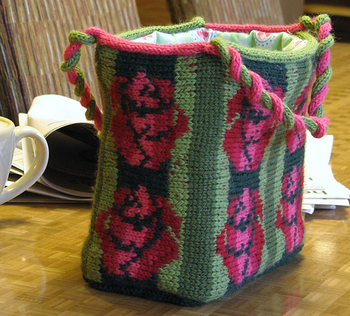 Ravelry: Full Bloom pattern by Rachel Molenaar