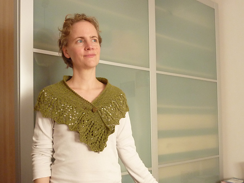 Ravelry: Bull City Scarf pattern by Sarah Sipe