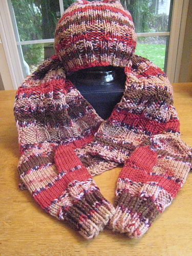 Ravelry: Child's Checkerboard Scarf Set pattern by Carol Schoenfelder