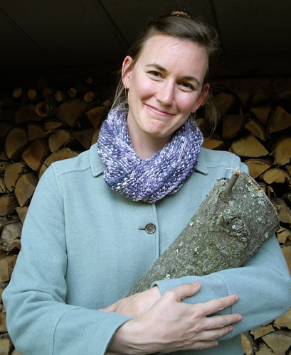 Ravelry: Y x I twist cowl pattern by sarah-marie belcastro
