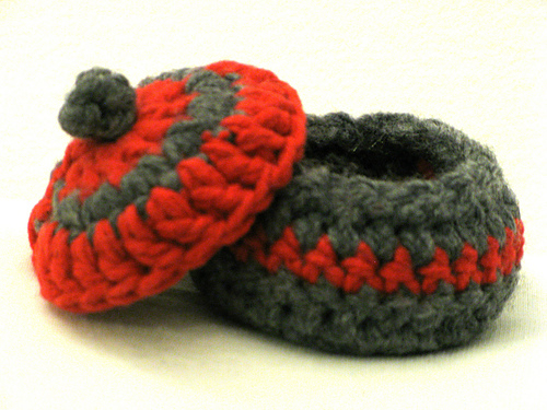 Ravelry: Cute and tiny crochet box! pattern by Andreea Irina