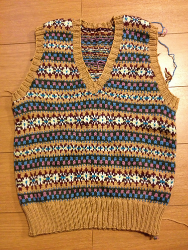 Ravelry: M. Fair Isle Vest pattern by Yoko Hatta (風工房)