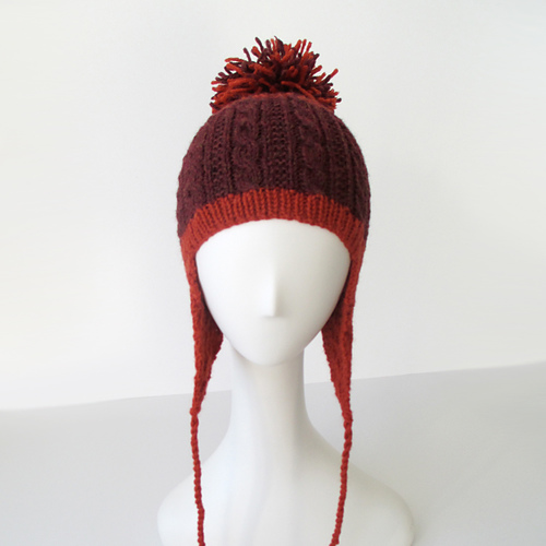 Ravelry: Gingerbread Icing Ear Flap Hat pattern by Elizabeth Seidle