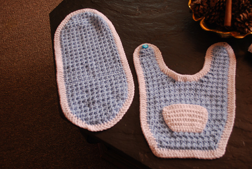 Ravelry: Baby-licous Pocket Bib & Burp Cloth pattern by Heather's Craft ...