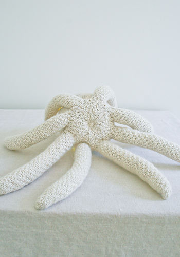 Ravelry: Knit Octopus pattern by Purl Soho