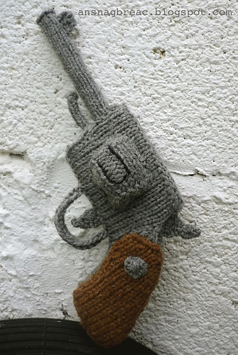 Ravelry: The Knitter's Revolver pattern by Maker Magpie
