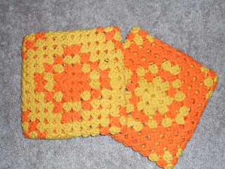 Ravelry: Granny Square Potholder pattern by Mary Thomas b1934