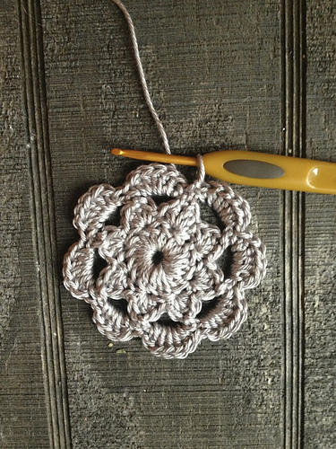 Ravelry: ItalianDishKnits' Grey Crochet Throw