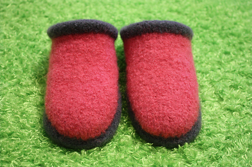 Ravelry: -dee-'s Dolphin Felted Clogs