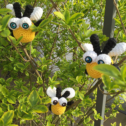 Ravelry: Microcosmos: Bee pattern by Amination