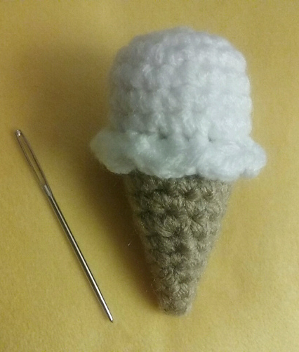 Ravelry: Itty Bitty Ice Cream Cone pattern by Sweet Softies