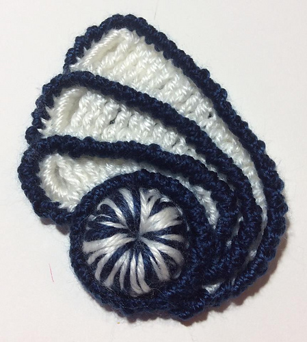 Ravelry: Easy Freeform Button Flower Spiral Motif pattern by Amber Willen