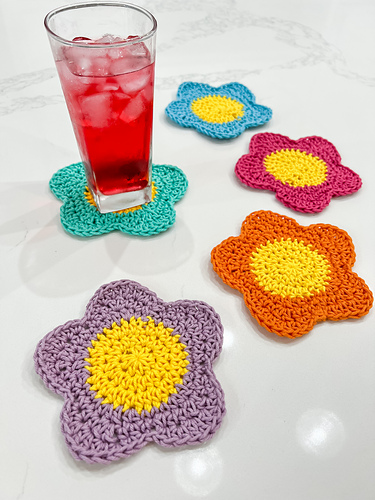 Ravelry: Easy Daisy Flower Coasters pattern by Kylee Keller
