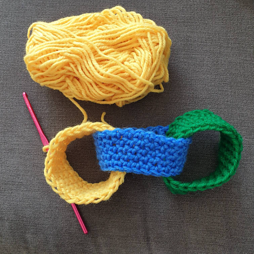 Ravelry: Christopher Chain - crochet paper chain garland pattern by ...