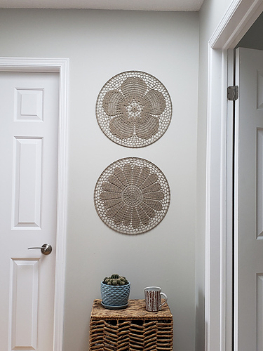 Ravelry: Wall Décor Mandala “Daisy” pattern by 2PiR Crochet by Lara