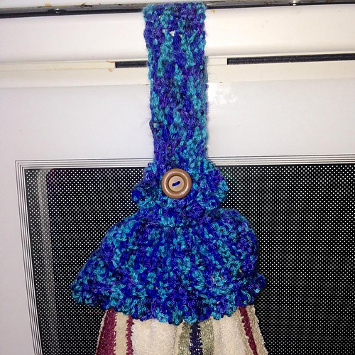 Ravelry: Kitchen Towe Topper **NO SEW** pattern by Dawn Herman