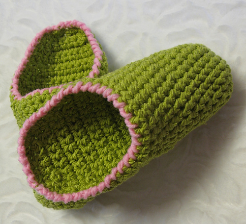 Ravelry: 35-Women's Mule Slippers / Mules pour femmes pattern by ...