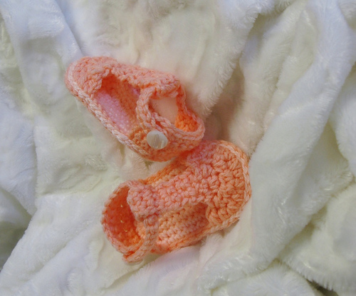 Ravelry: 66-T-Bar Baby Sandals / Sandales pour bébés pattern by ...