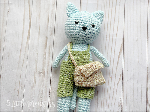 Ravelry: Long Legged Cat pattern by Erica Dietz
