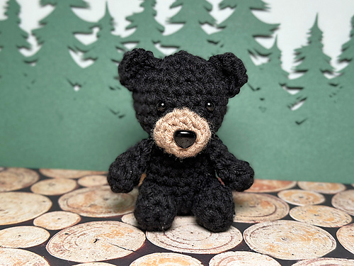 Ravelry: Tiny Black Bear pattern by Erica Dietz