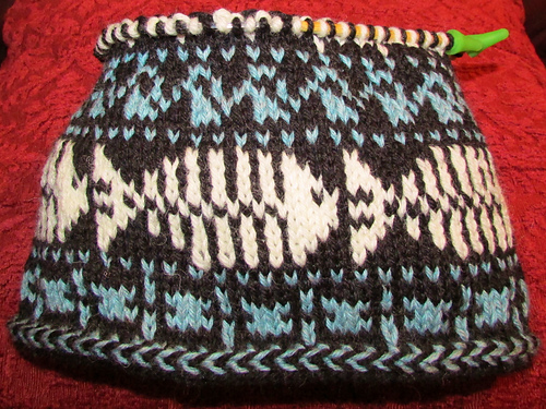 Ravelry: Fishbones Skull Cap pattern by Lisa McFetridge